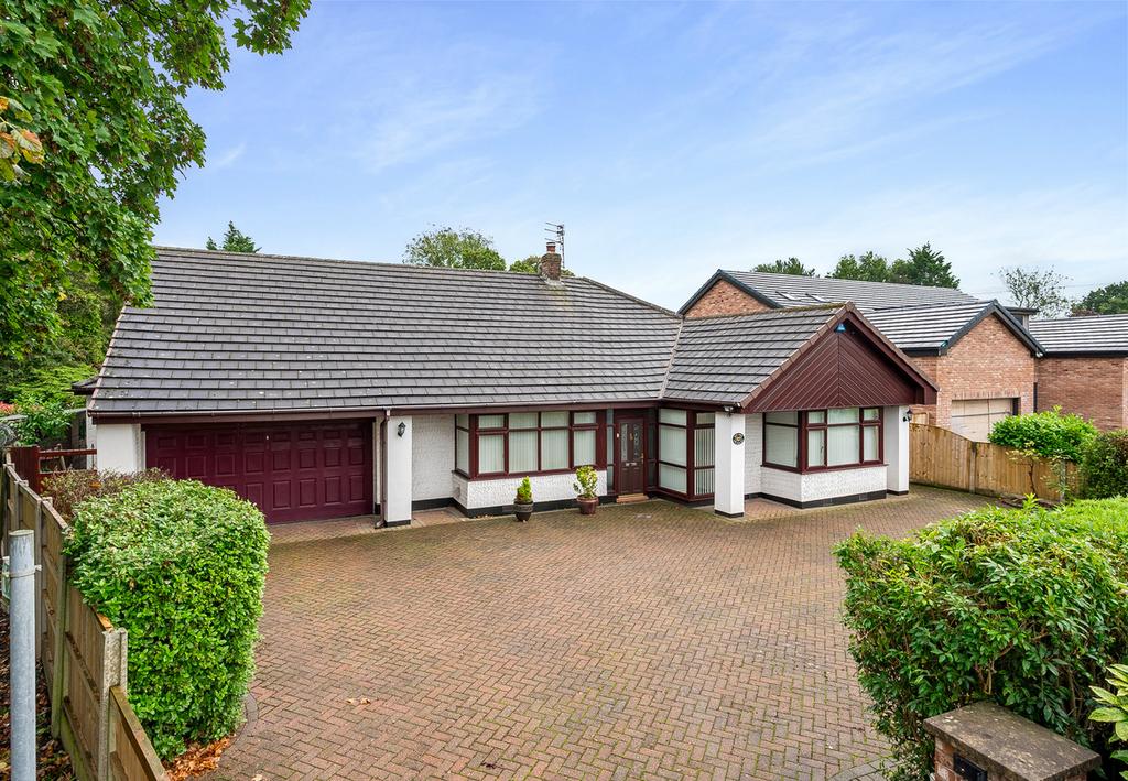 Styal Road, Cheadle, SK8 3 bed detached house - £675,000