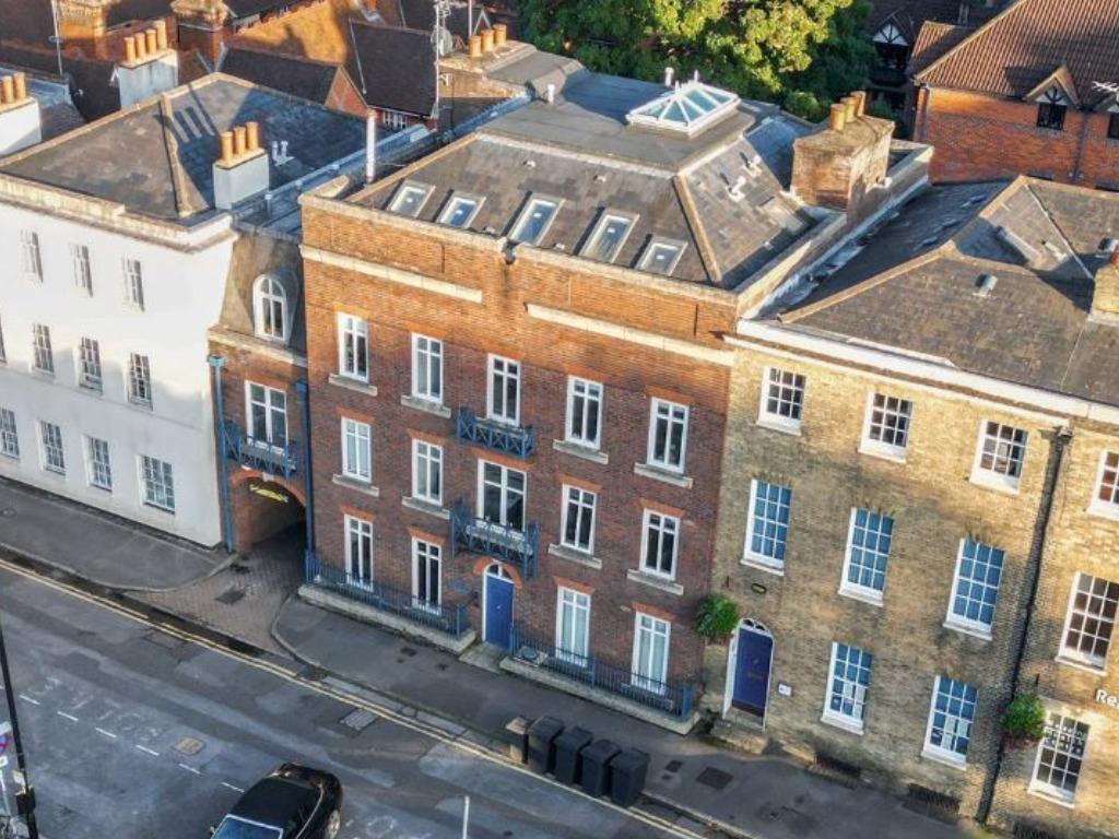 57 Castle Street, Reading, Berkshire... 1 bed apartment - £165,000