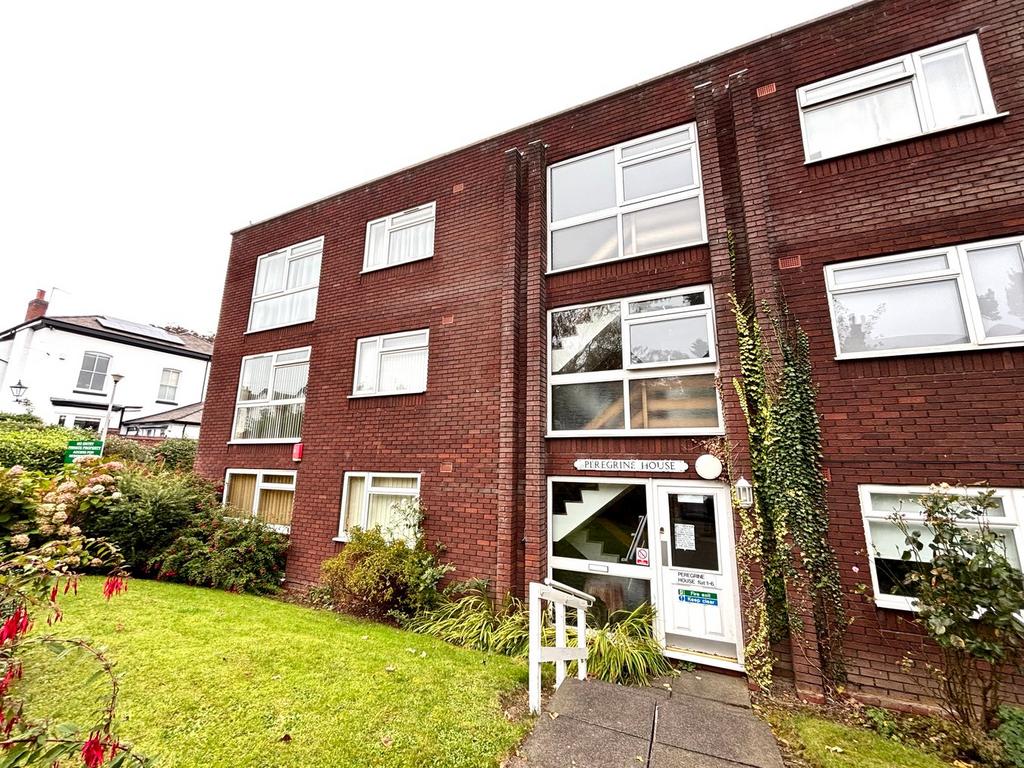 2 Princes Avenue, Walsall, WS1 2 bed flat - £110,000