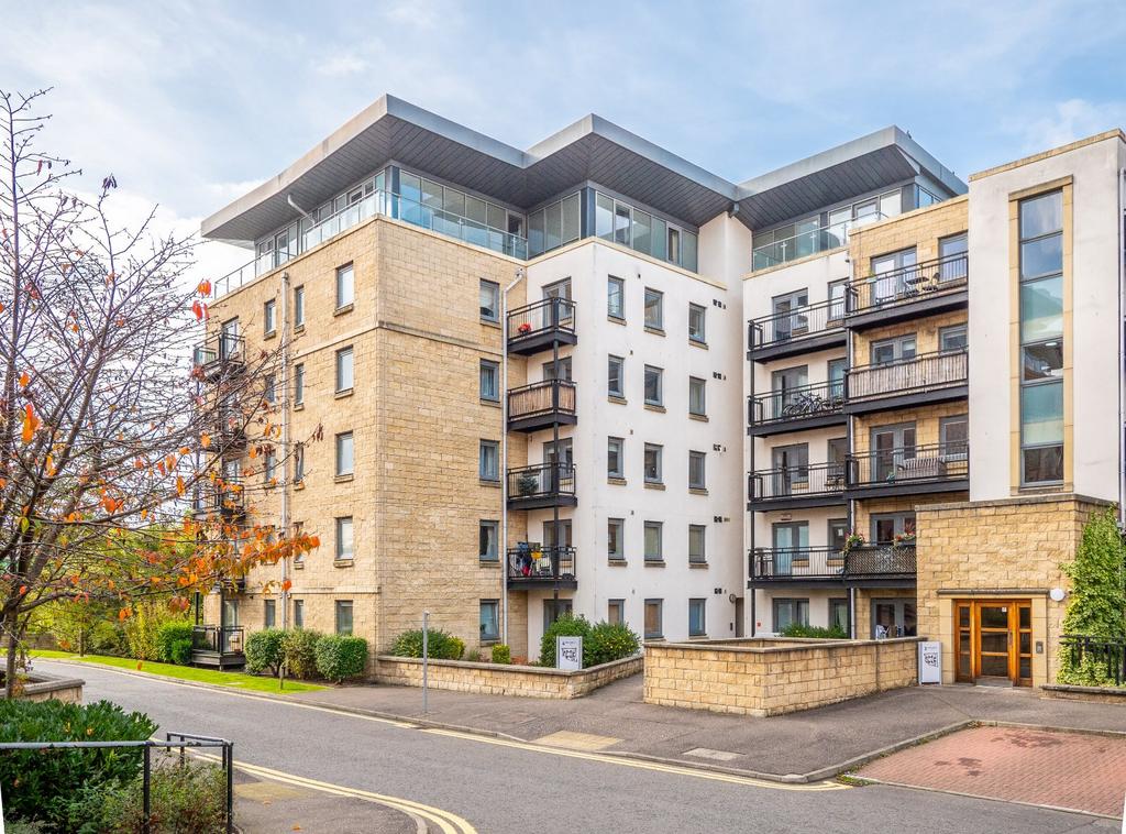 4/28 Robertson Gait, Slateford... 2 bed flat - £245,000