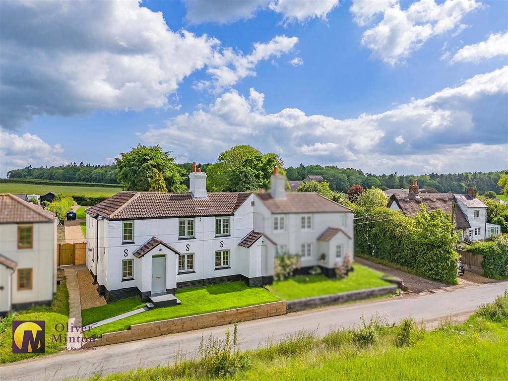 SUPERB FAMILY HOME, Anstey, Nr.... 4 bed semi-detached house - £2,995 ...