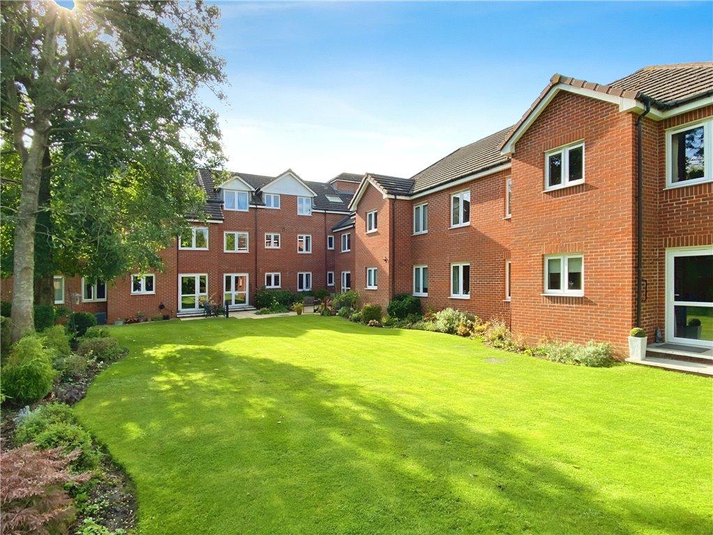 Stevens Court 405-411, Reading Road... 2 bed apartment for sale - £139,950