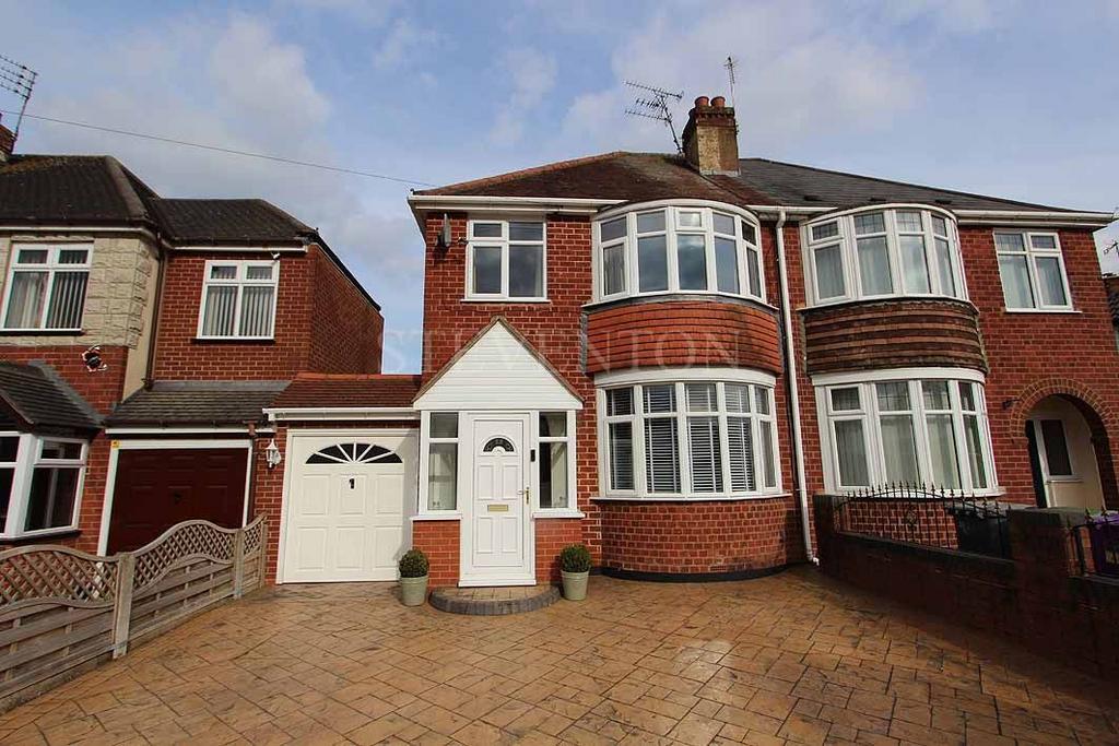 Windmill Lane, Castlecroft... 3 bed semi-detached house - £275,000
