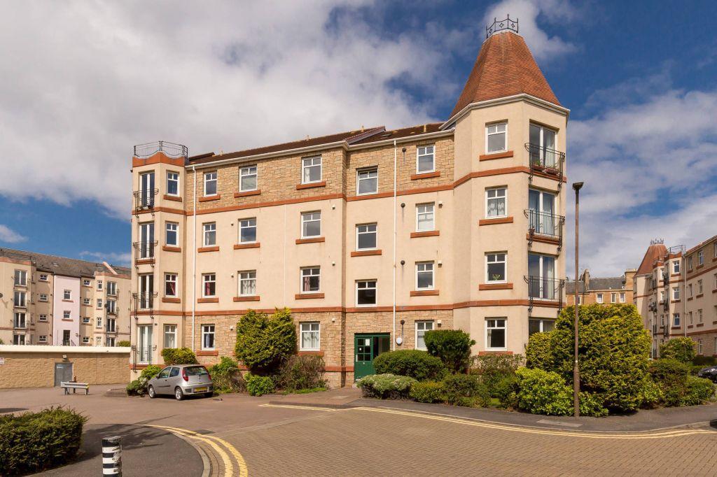 32, Sinclair Place, Edinburgh, EH11 1AP 2 bed flat - £1,500 pcm (£346 pw)