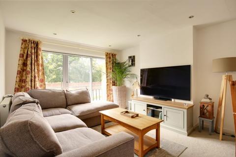 Houses for sale in Teddington | OnTheMarket