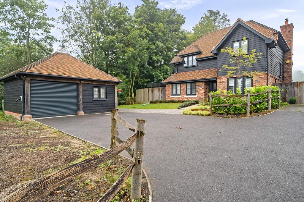 Lymington Bottom Road, Medstead... 4 bed detached house for sale - £950,000