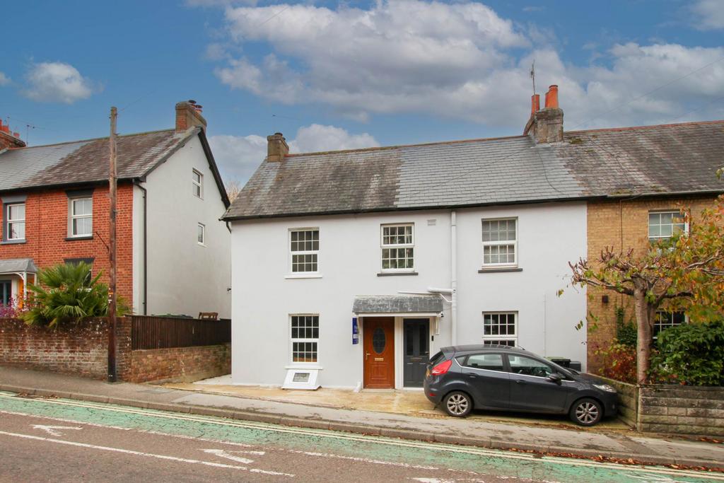 Damory Street, Blandford Forum 3 bed end of terrace house - £310,000