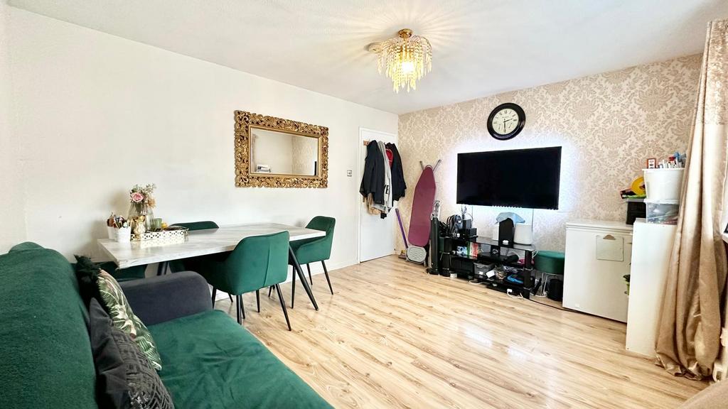 Northumberland Road London E6 1 Bed Apartment For Sale 240 000