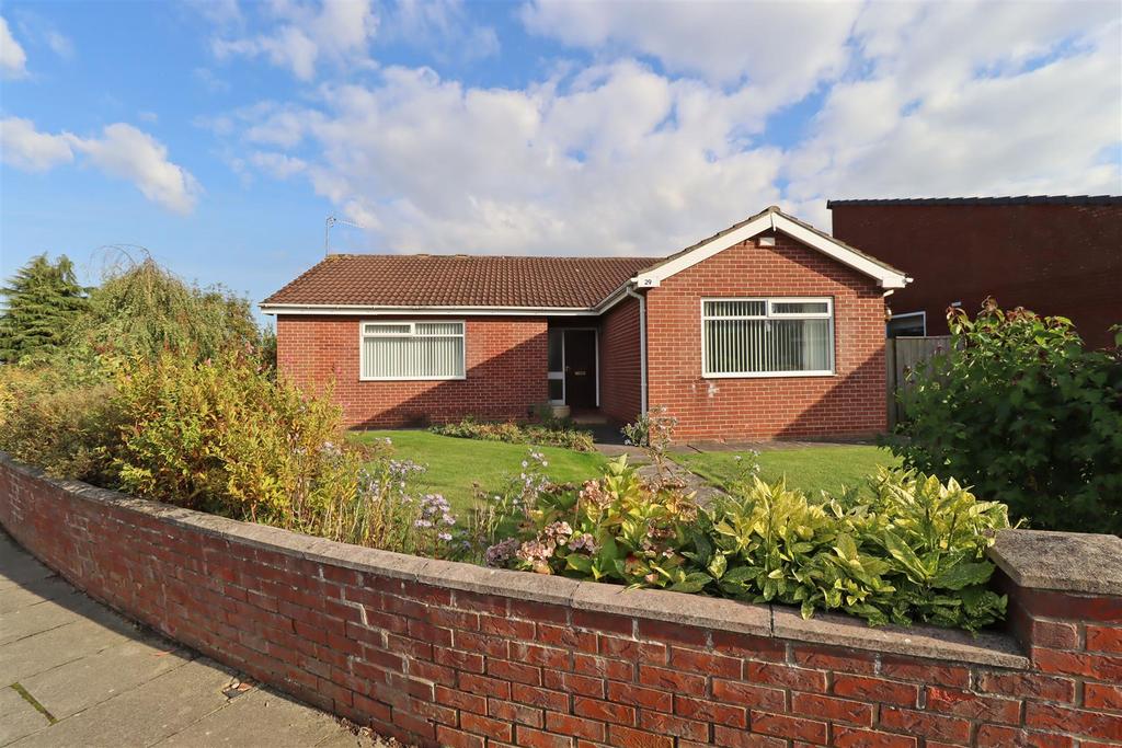 Dunelm Road, Elm Tree, TS19 0TS 3 bed detached bungalow - £285,000