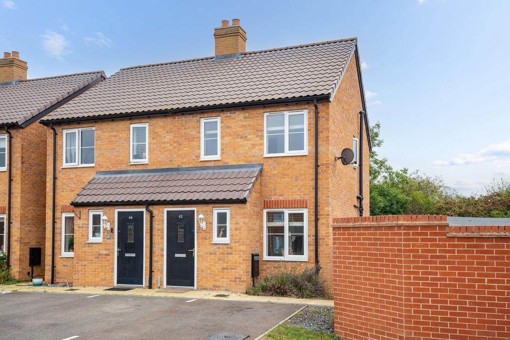 Hop Bine Drive, Waterbeach, CB25 2 bed semi-detached house for sale - £ ...