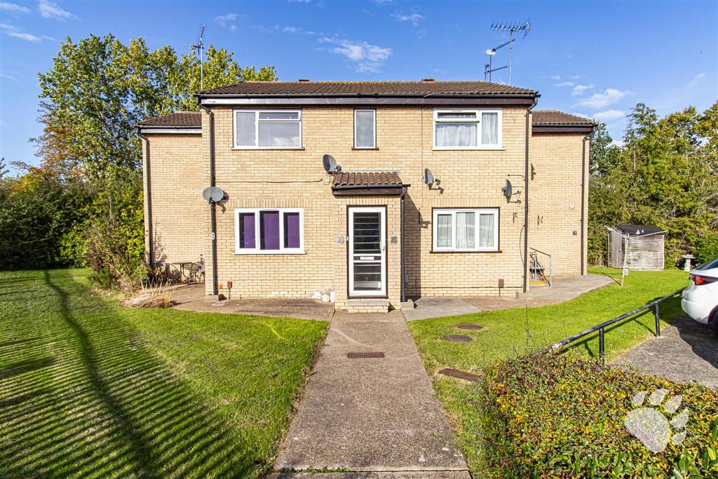 Kingswood Court, Clay Hill Road... 1 bed maisonette for sale - £160,000