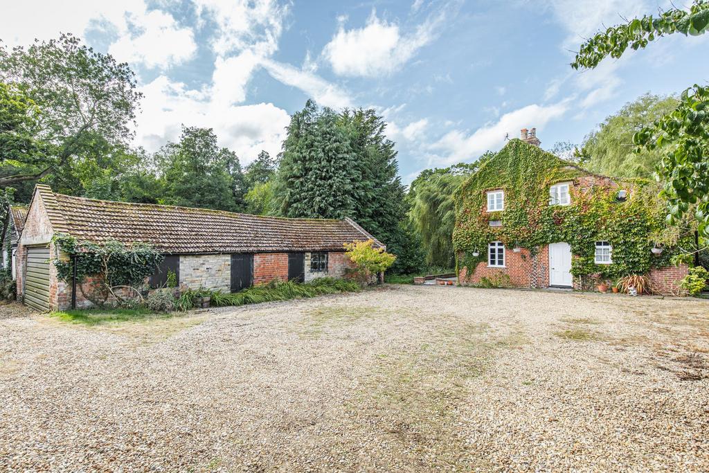 Reedham 3 bed detached house for sale - £575,000