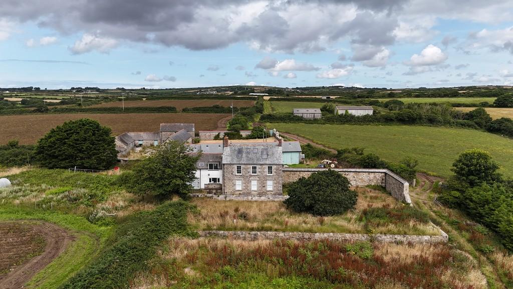 Wendron TR13 7 bed farm house for sale - £985,000
