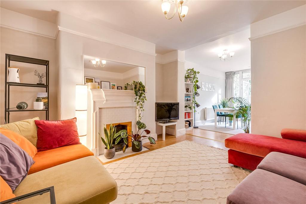 Larkhall Rise, London SW4 1 bed apartment - £2,000 pcm (£462 pw)