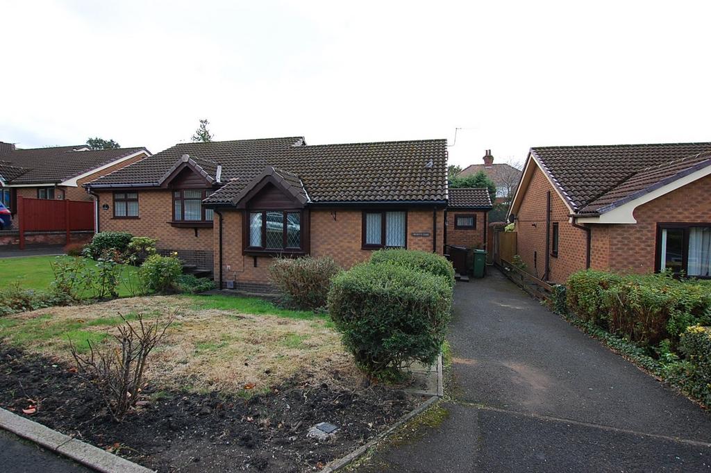 Rushmere, Greater Manchester OL6 2 bed bungalow - £1,100 pcm (£254 pw)