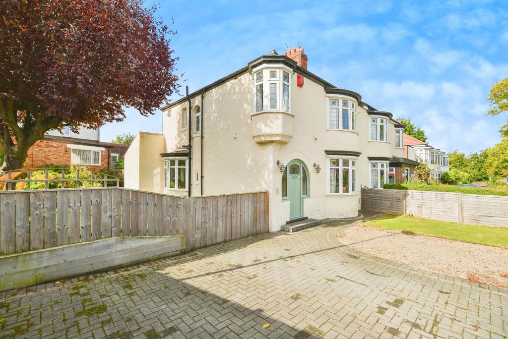 Hartburn Avenue, Durham TS18 3 bed semi-detached house - £250,000