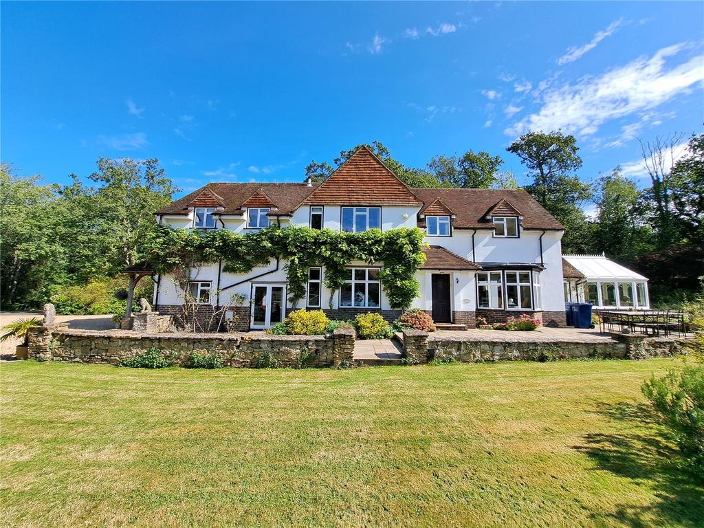 Horsham Road, Cranleigh, Surrey, GU6 5 bed detached house - £1,750,000