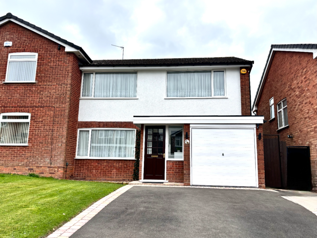 Launceston Road, Walsall, WS5 3 bed semi-detached house - £350,000