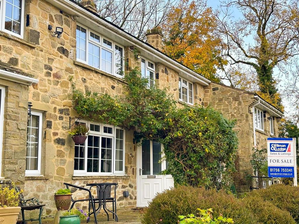 Brockles Ghyll, Burnsall, Skipton 3 bed terraced house - £400,000