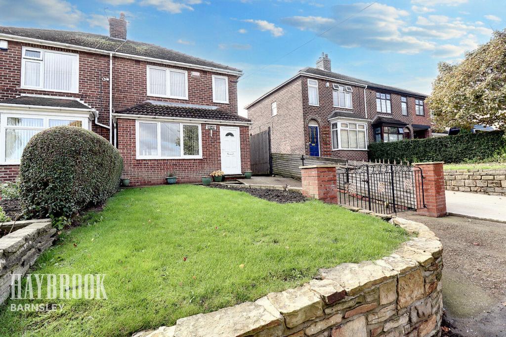 Barugh Green Road, Barugh Green 3 bed semi-detached house - £250,000