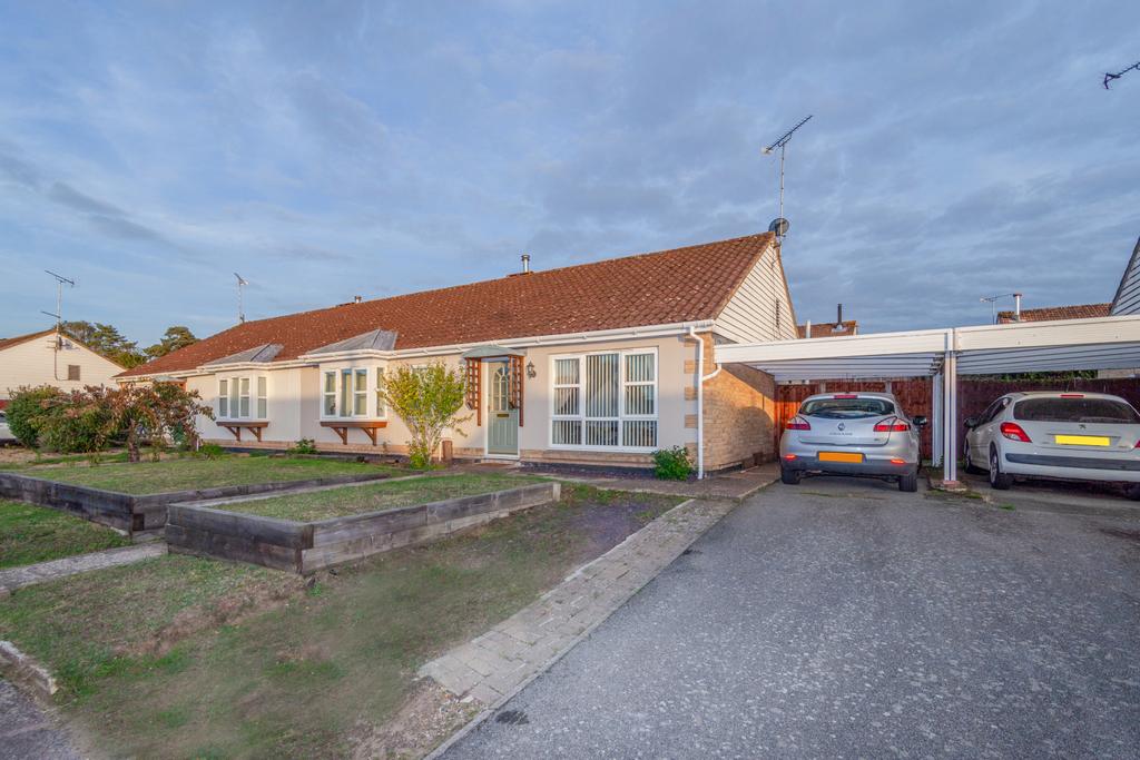 Greenways, Sutton Heath, IP12 3TR 3 bed semi-detached bungalow for sale ...