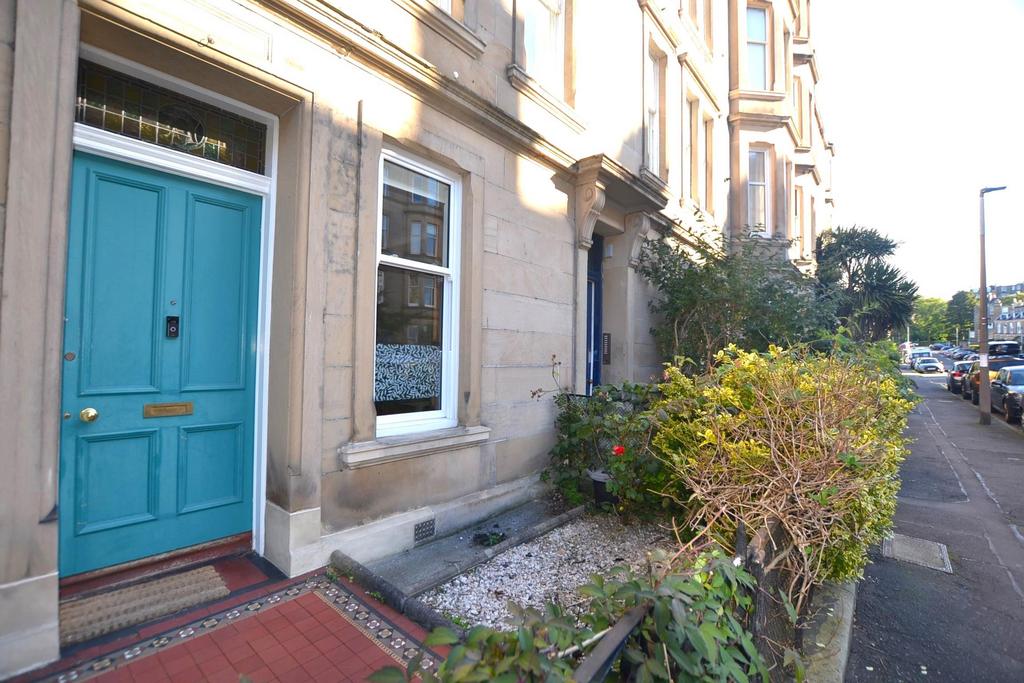 Comely Bank Street, Comely Bank... 2 bed flat - £1,925 pcm (£444 pw)