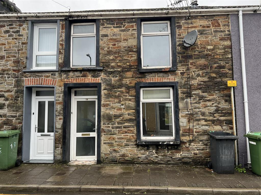 Weatheral Street, Aberdare CF44 2 bed terraced house - £71,295