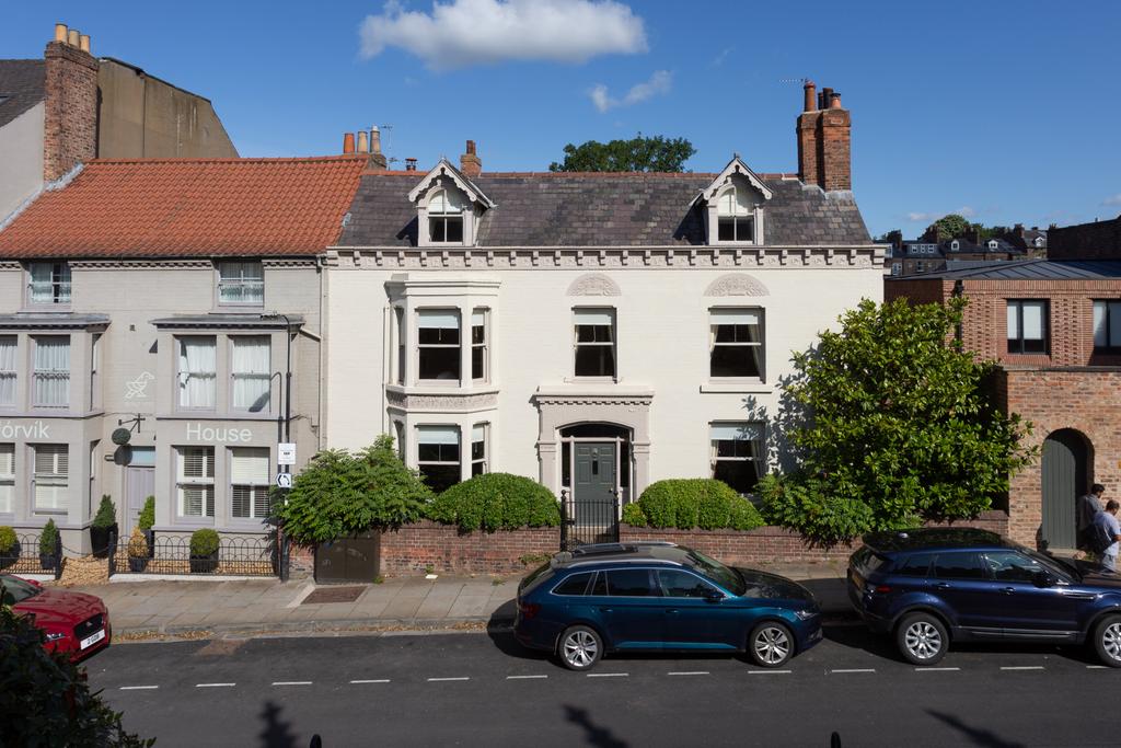 Marygate, York, North Yorkshire, YO30 6 bed end of terrace house for ...