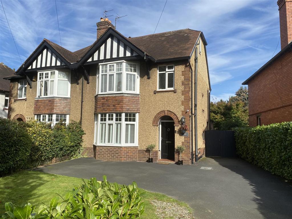 106 The Mount, Shrewsbury, SY3 8PH 4 bed semi-detached house - £575,000