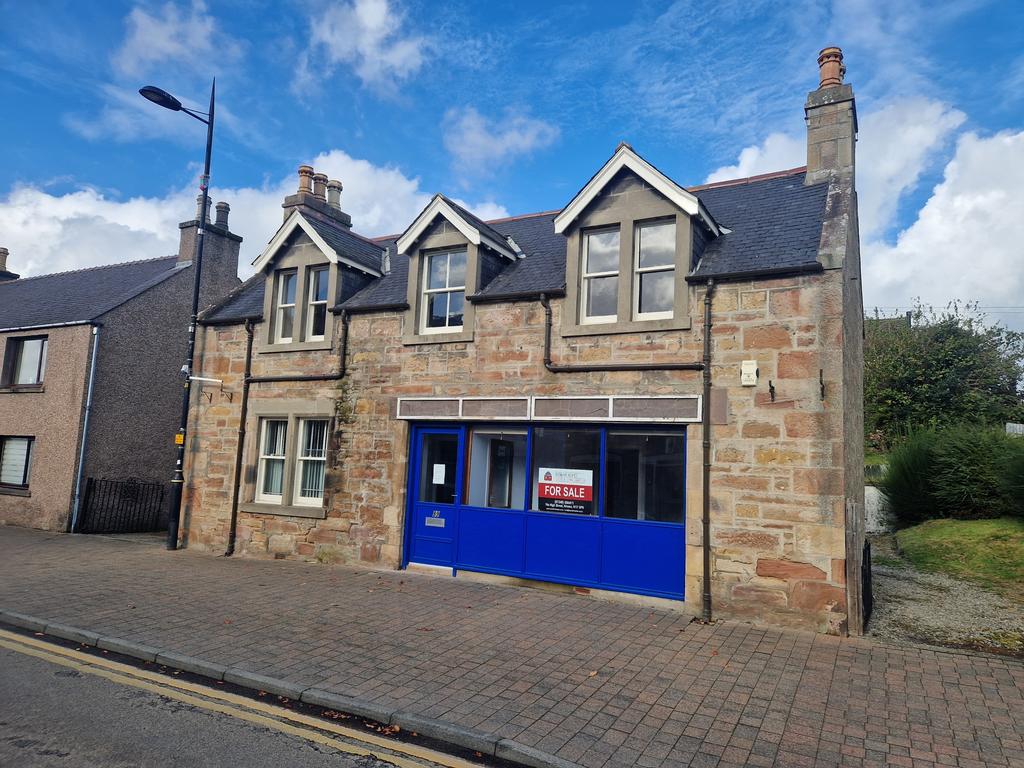 High Street, Alness IV17 3 bed detached house - £85,000