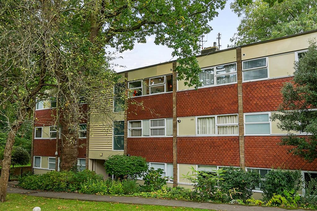 The Priory, Priory Park, London 3 bed apartment - £795,000