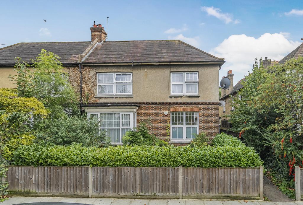 Mitcham Park, Mitcham CR4 2 bed apartment for sale - £475,000