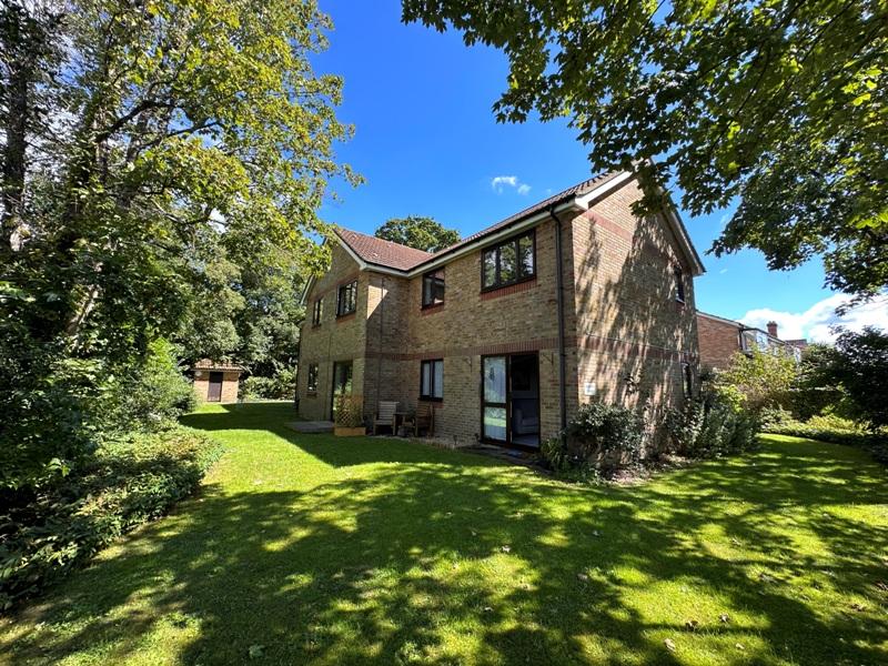 St.Annes Road, Southampton 1 bed flat - £850 pcm (£196 pw)