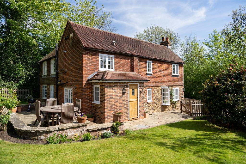 Seal Chart, Sevenoaks, Kent, TN15 3 bed detached house for sale - £795,000