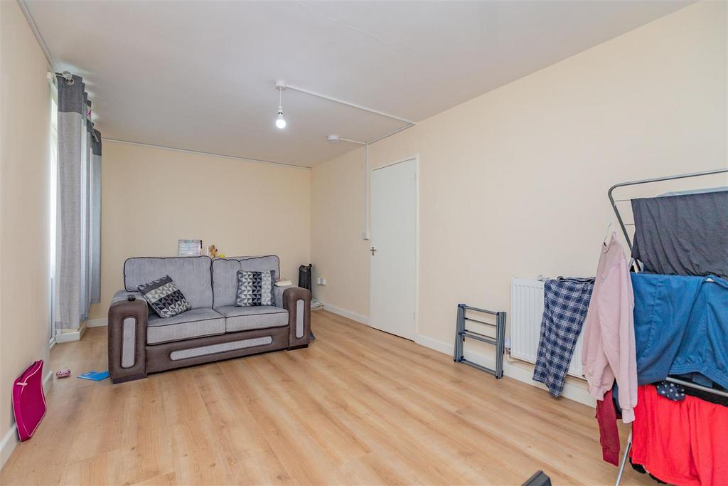 Bullace Croft, Birmingham B15 2 bed house to rent - £563 pcm (£130 pw)
