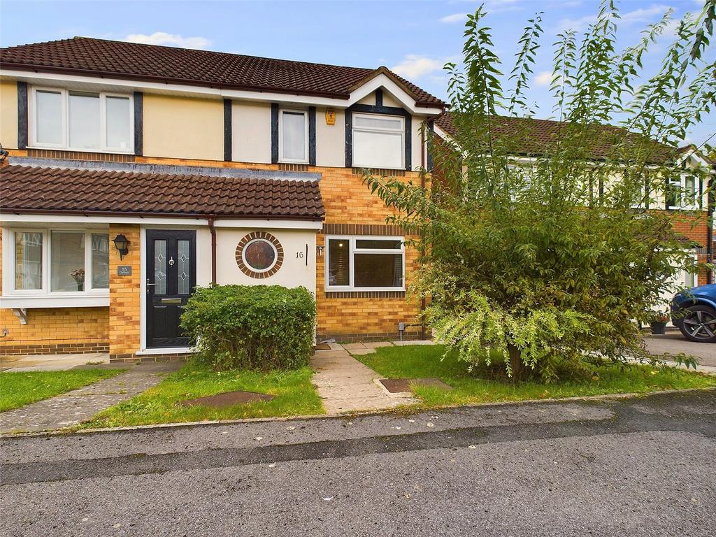 Oatfield, Quedgeley, Gloucester... 2 bed semi-detached house - £950 pcm ...