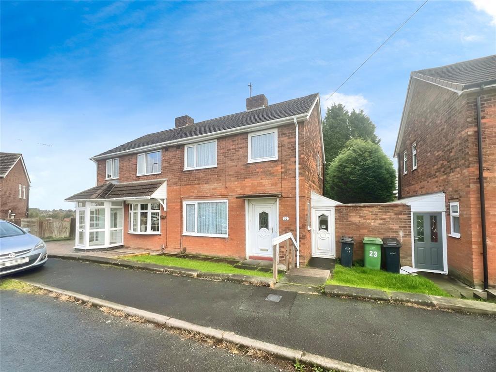 Heath Green, West Midlands DY1 3 bed semi-detached house - £130,000
