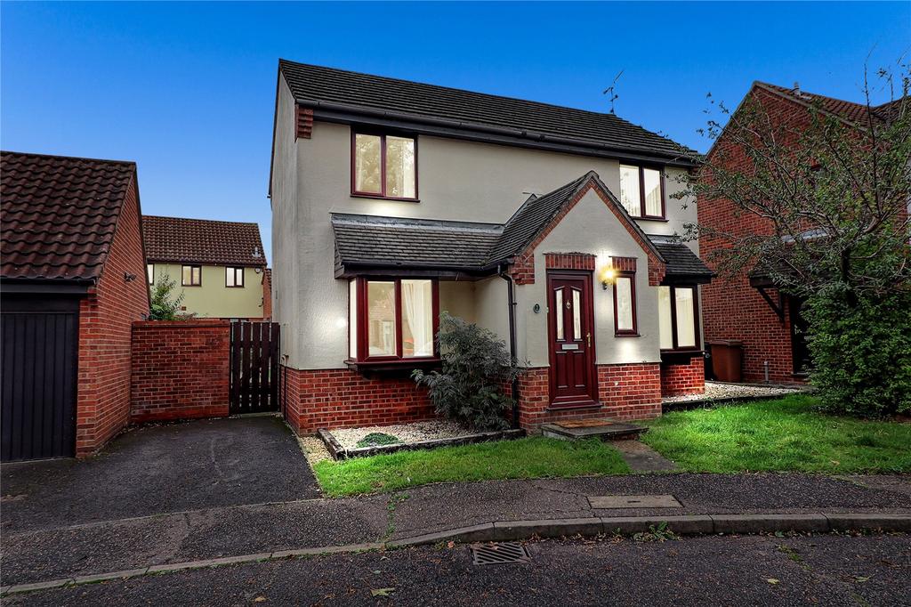 Reynolds Gate, South Woodham Ferrers... 3 bed detached house - £375,000