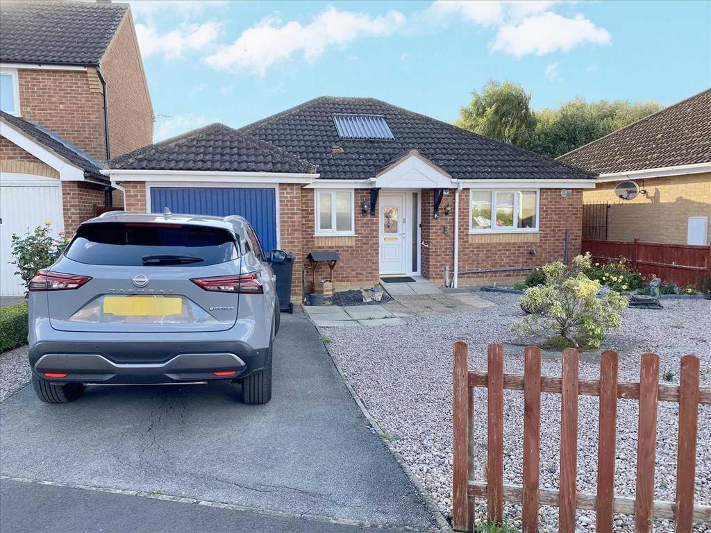 Ruskington NG34 2 bed detached bungalow - £199,500