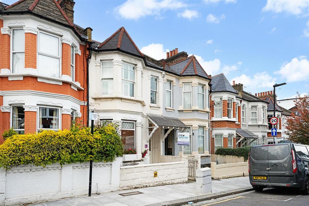 Beresford Road, London N8 2 bed flat - £500,000