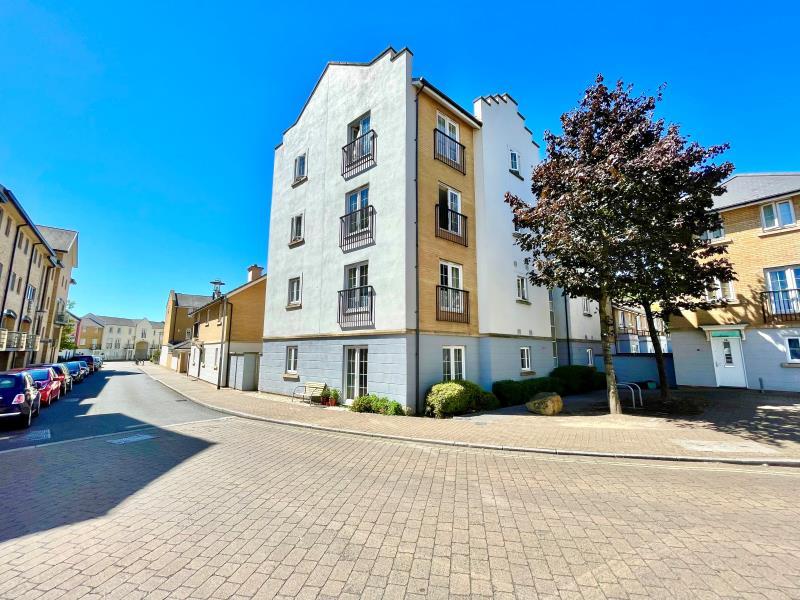 Lower Burlington Road, Bristol BS20 2 bed apartment - £1,400 pcm (£323 pw)