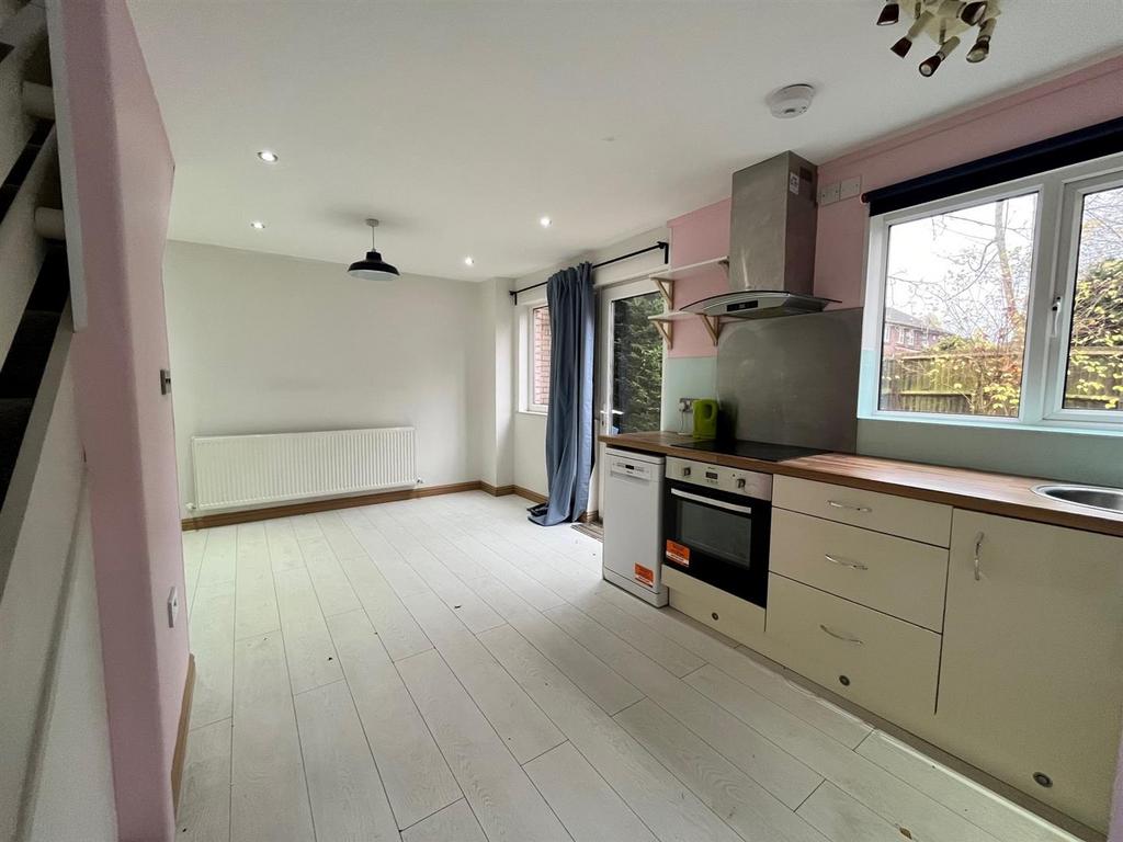 Lockhart Close, Manchester 1 bed house - £895 pcm (£207 pw)