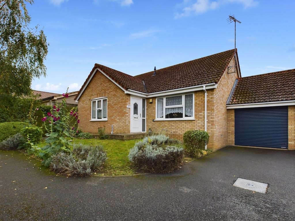 Tinkers Way, Downham Market PE38 2 bed detached bungalow for sale - £ ...