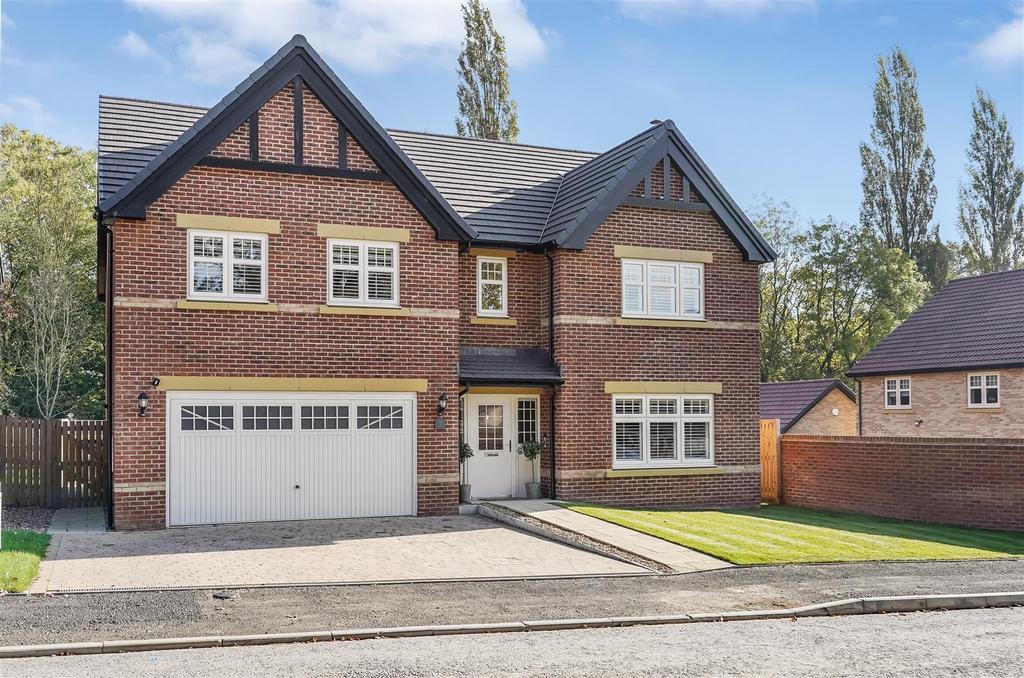 Romanby Drive, Darlington 5 bed detached house - £620,000