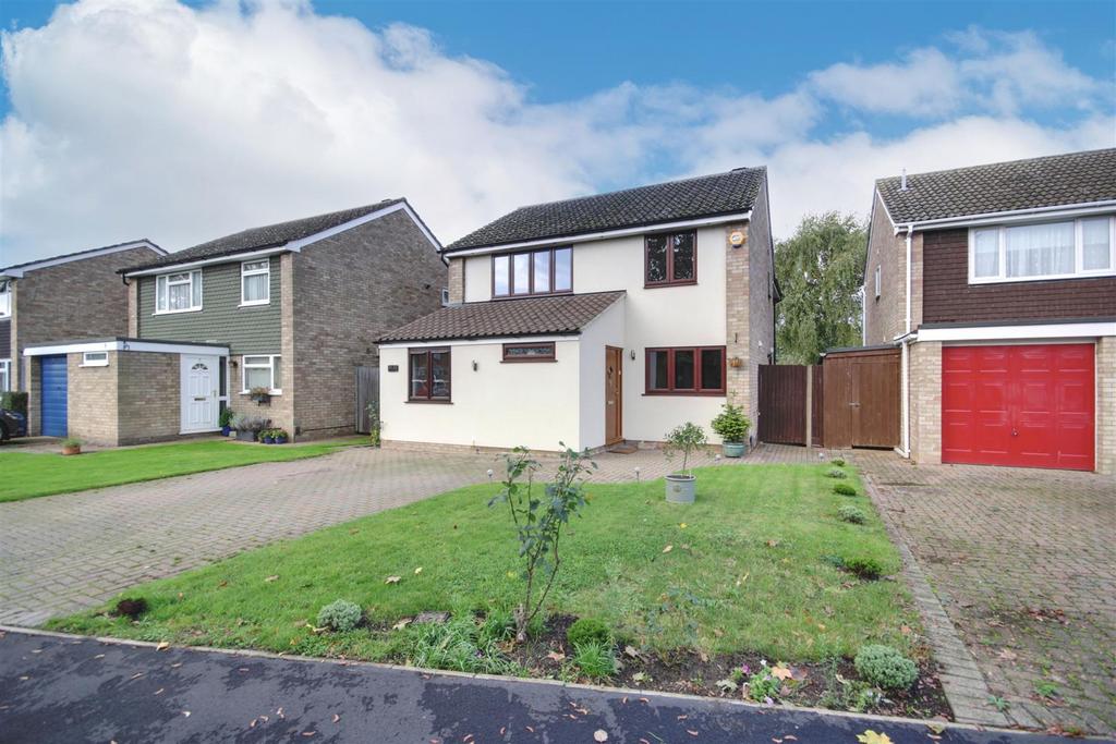 Manor Drive, Fenstanton 4 bed detached house - £550,000