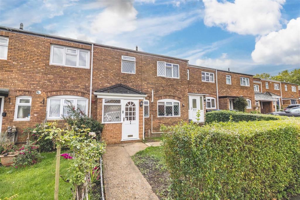 Keeler Close, Windsor 3 bed terraced house - £445,000