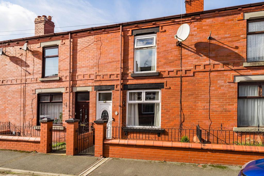 Jeffrey Street, Ince, WN2 3 bed terraced house - £127,500