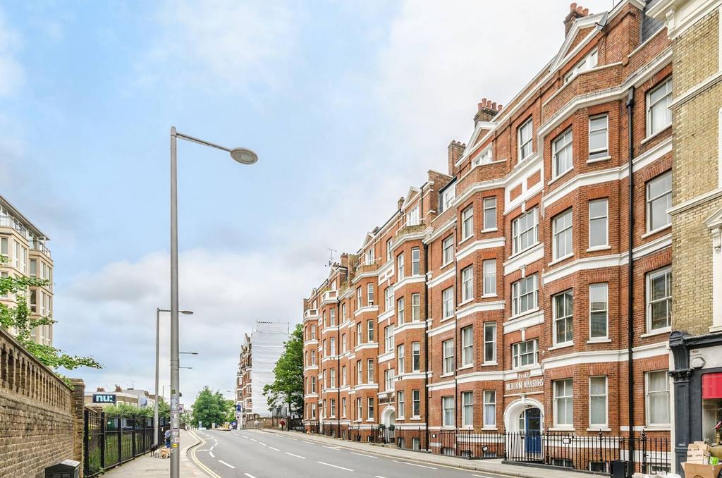 Fulham Road, Chelsea, London, SW10 3 bed flat to rent - £6,500 pcm (£ ...