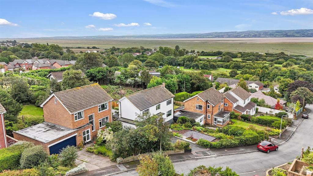 Redstone Drive, Heswall, Wirral 4 bed detached house - £600,000
