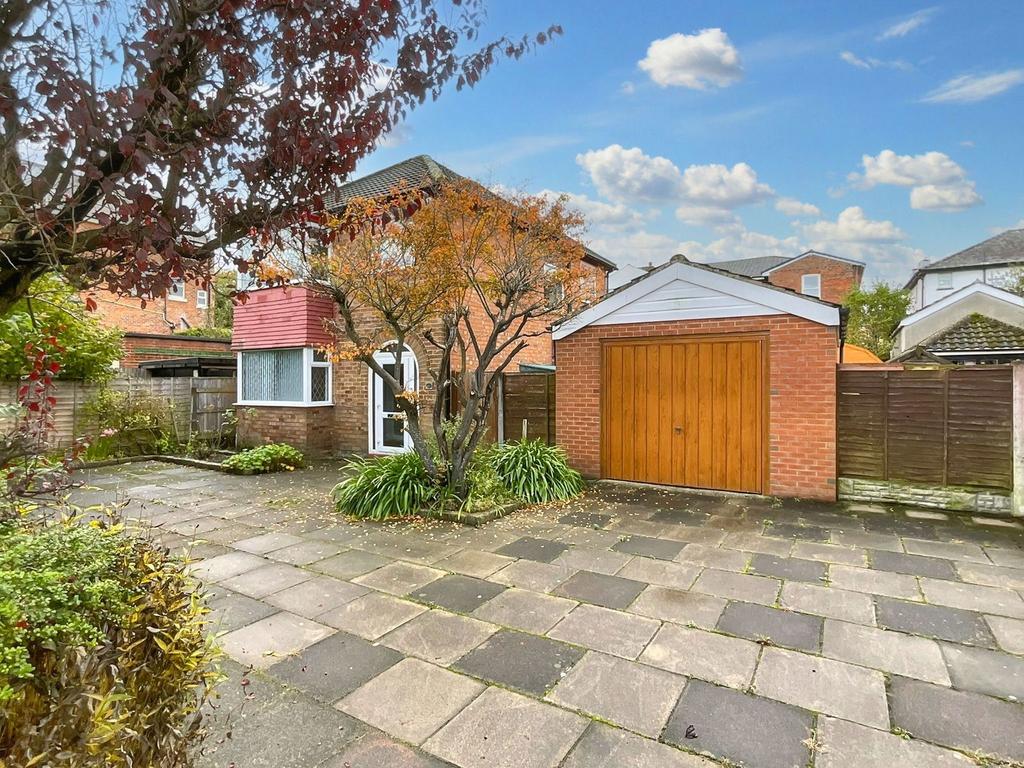 Gordon Street, Southport PR9 3 bed detached house - £245,000